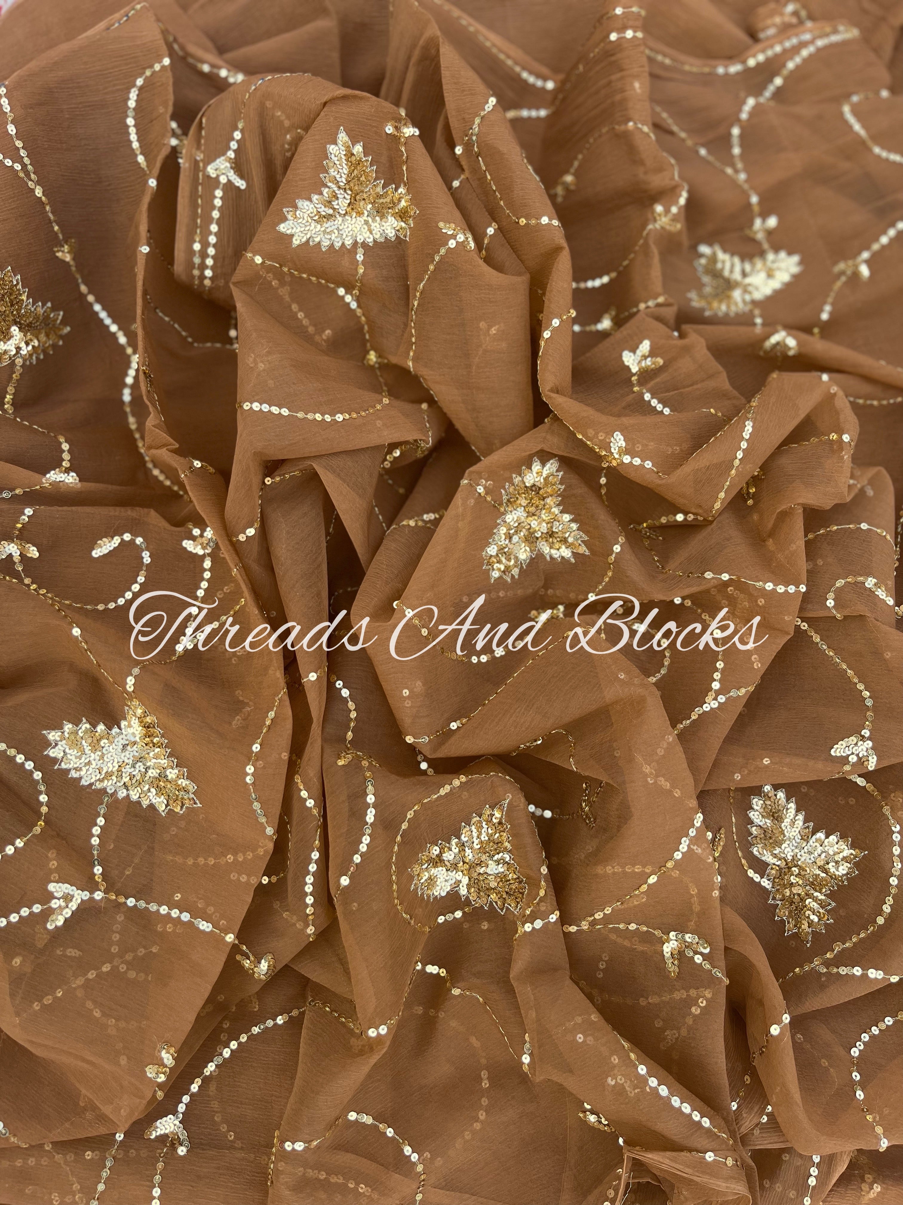 Cocoa Maple Jaal Saree – Threads & Blocks